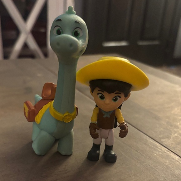 No Comment | Toys | Dino Ranch Min And Clover The Dinosaur | Poshmark